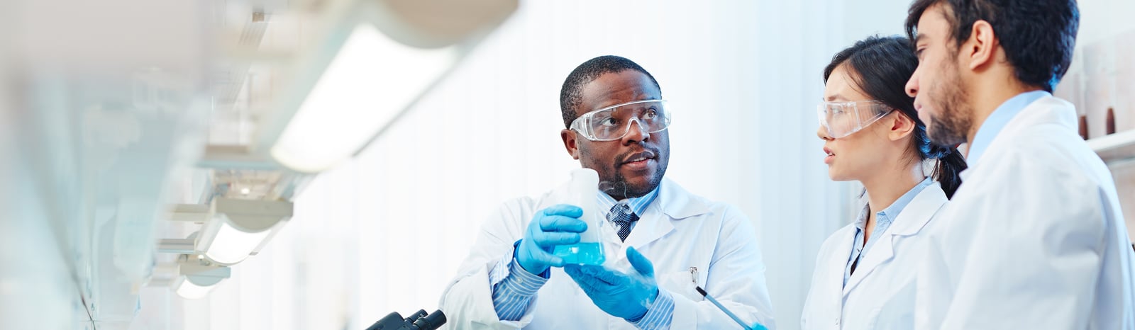 Filtration in Medical Devices | Critical Process Filtration Inc.